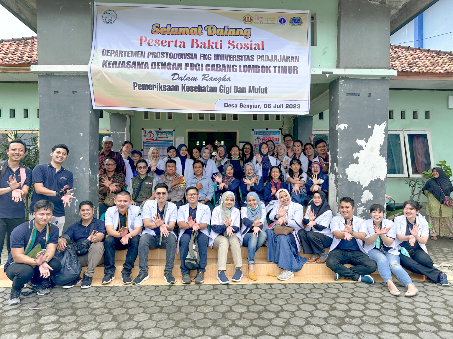 Departemen Prostodonsia - Fakultas Kedokteran Gigi - Universitas ...