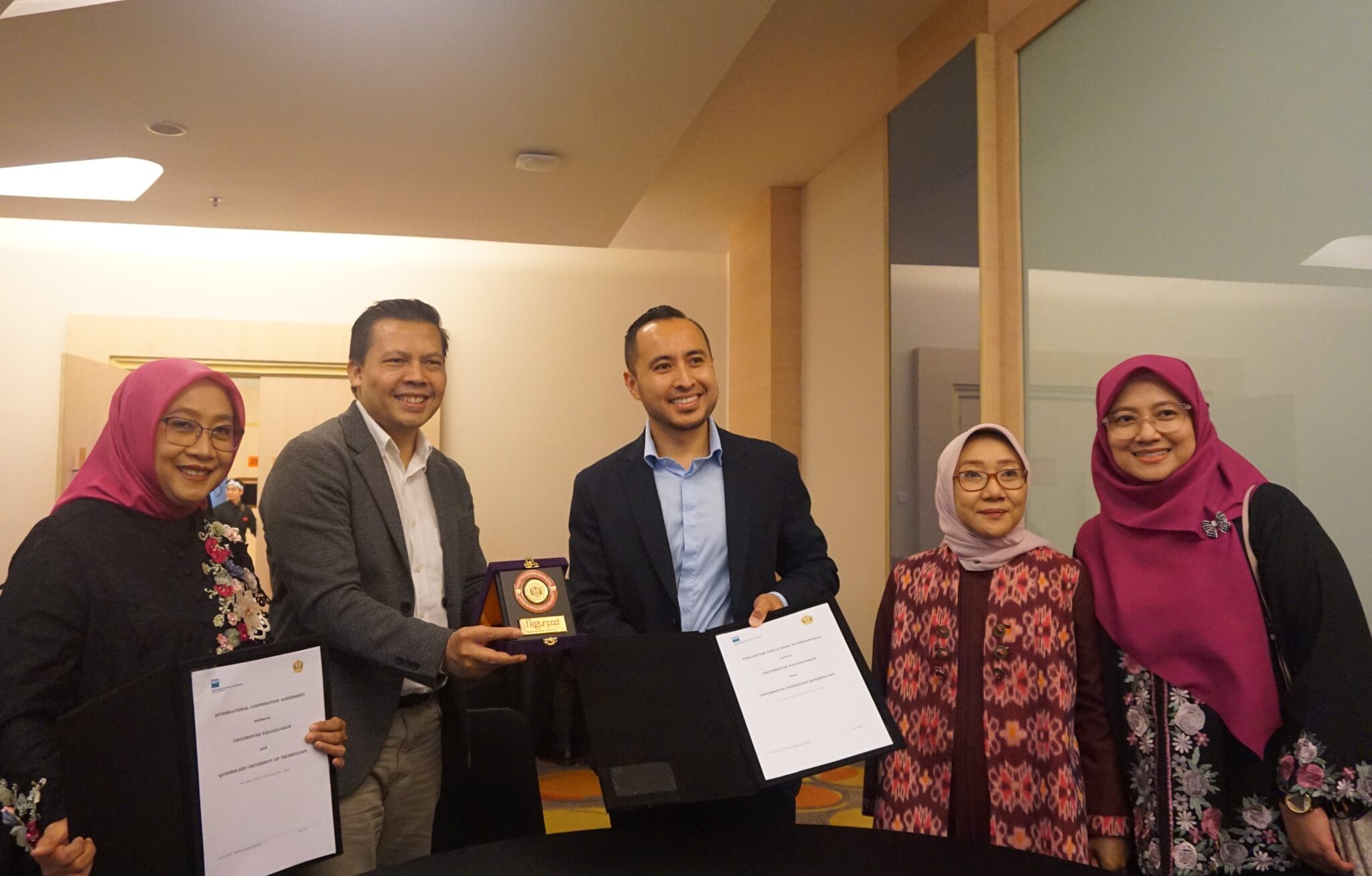 Beranda - Fakultas Kedokteran Gigi - Universitas Padjadjaran