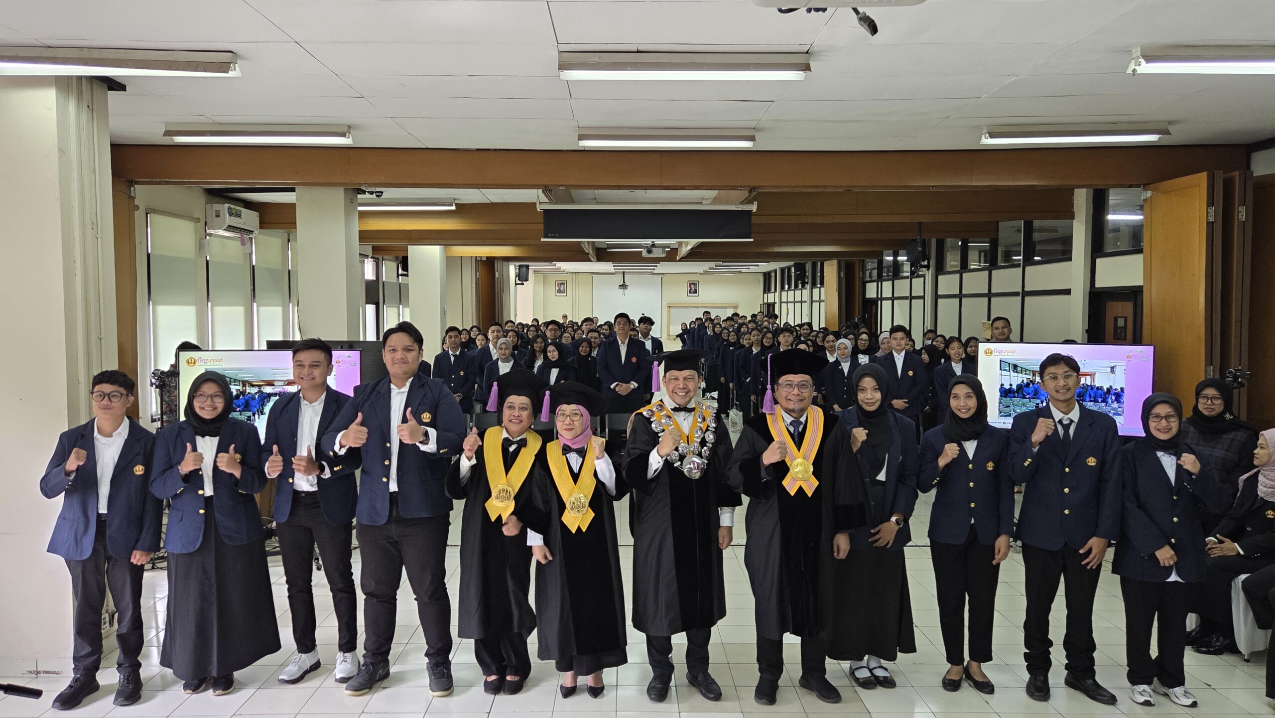 Penerimaan Mahasiswa Baru Tahun Akademik 2025/2026, FKG Unpad Terima ...
